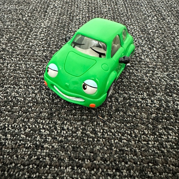 Toys | Vintage 1998 Chevron Toy Car Kelly Kompact No 13 Collectible ...